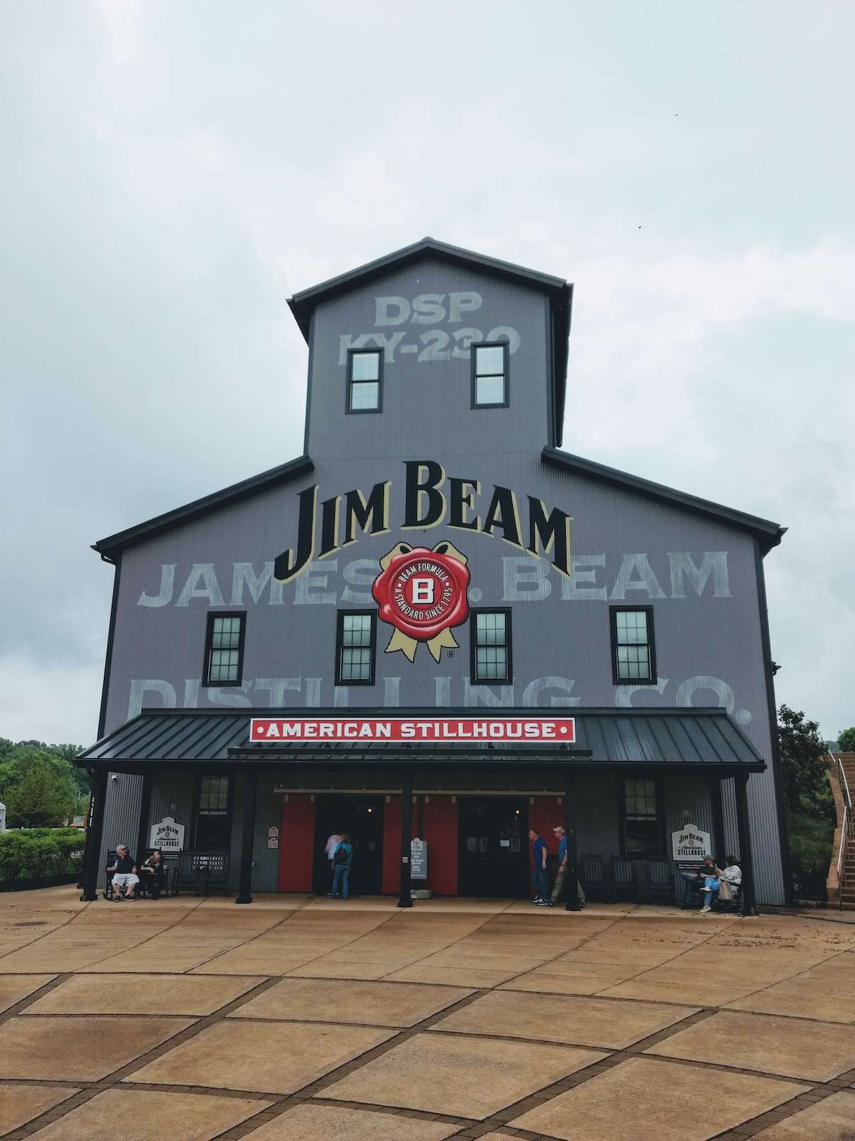 Top 10 Whiskey Brands You Need to Know in 2025 (Most Popular Bourbons ...